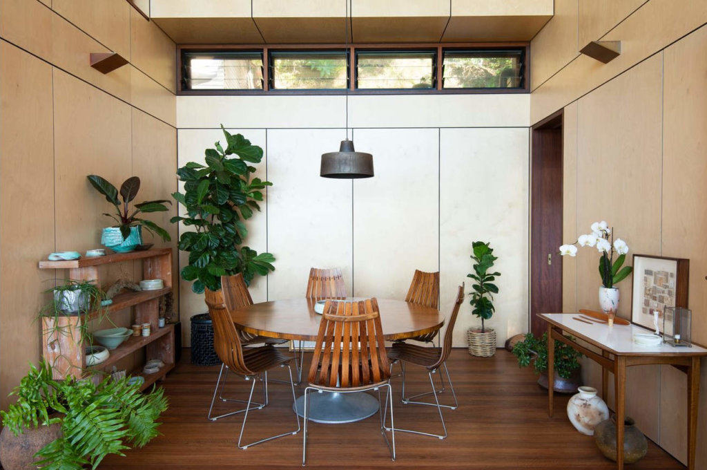 Chasing the dream – the modern Australian beach shack