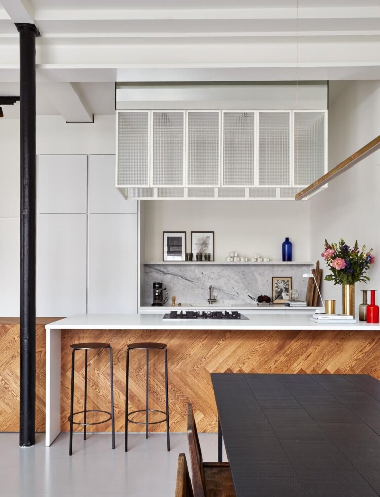 Same block different apartment