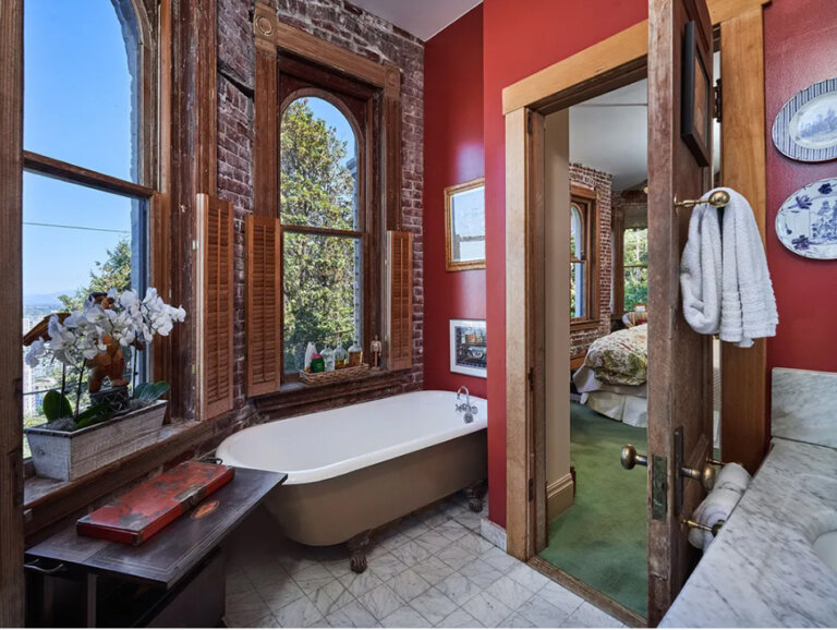 Piggott’s Castle in Portland