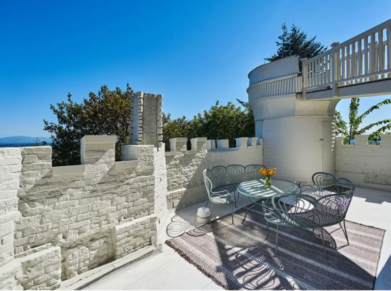 Piggott’s Castle in Portland