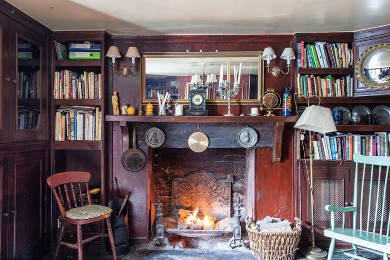 Extreme bookcase envy