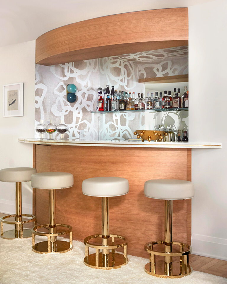 A designer’s mid-century modern Long Island ranch