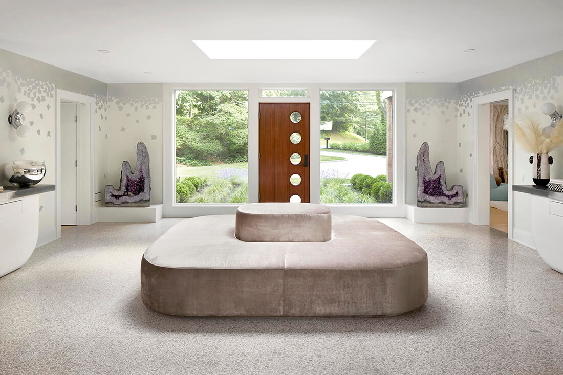 A designer’s mid-century modern Long Island ranch