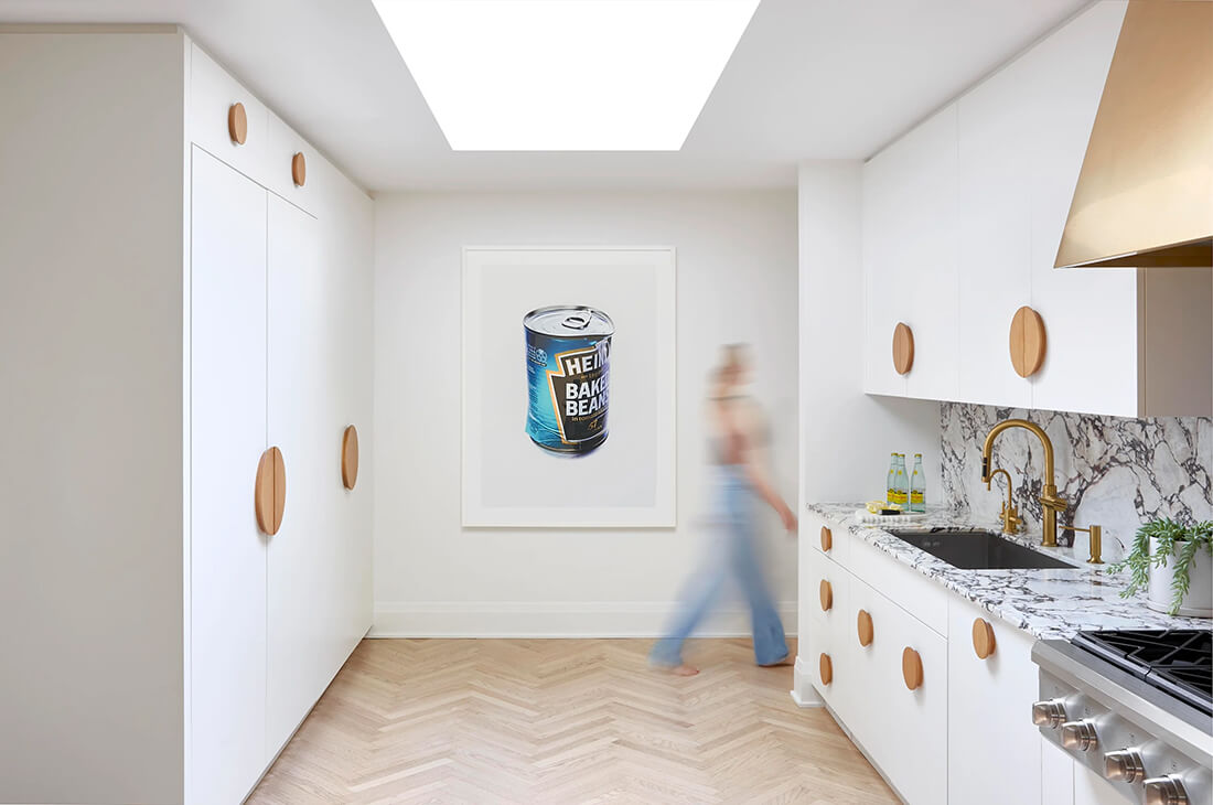 A designer’s mid-century modern Long Island ranch