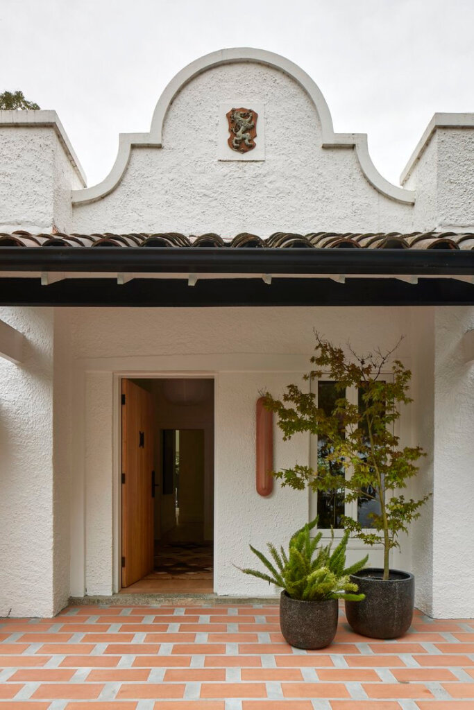 Revitalizing a Spanish Mission house