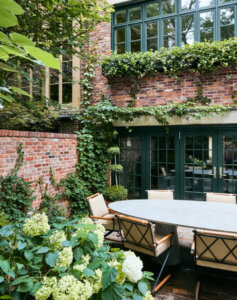 A timeless courtyard retreat