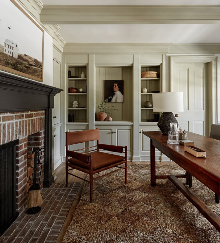 A Colonial home in the Connecticut back country